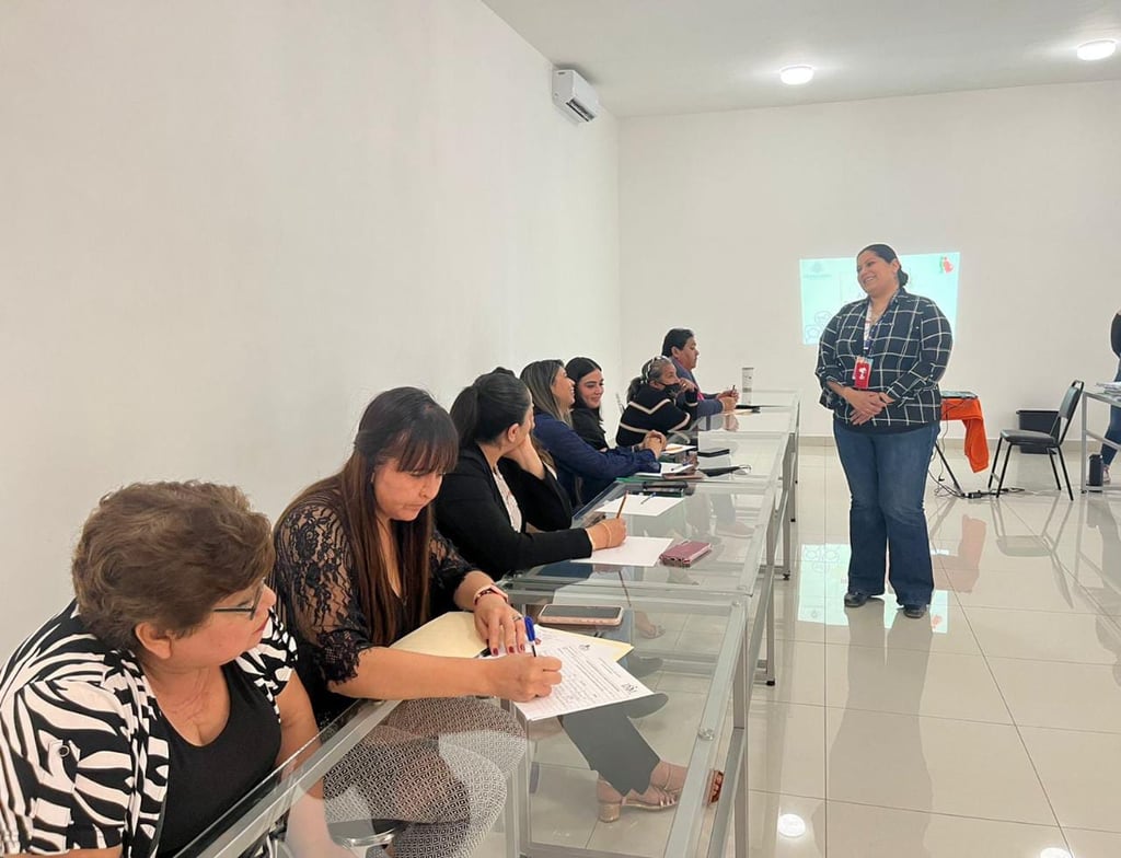 Ofrecen charla sobre prevención de embarazos en el marco del Día de la ... Ofrecen charla sobre prevención de embarazos en el marco del Día de la ...