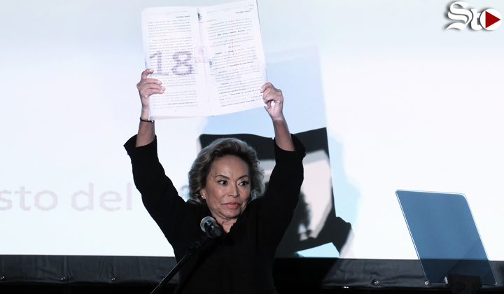 Elba Esther Gordillo Reaparece En Público