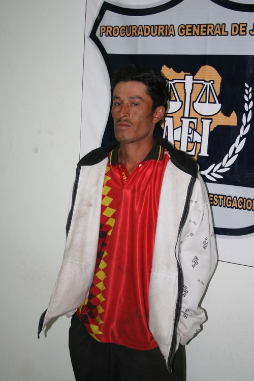 Tres Hombres Entran A Robar En Un Colegio