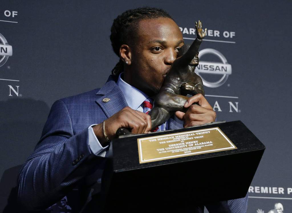 El corredor Derrick Henry gana el Trofeo Heisman | El Siglo de Torreón El corredor Derrick Henry gana el Trofeo Heisman | El Siglo de Torreón